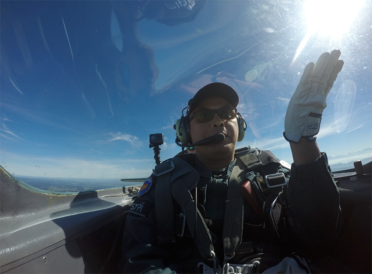 Jajal Adrenalin di Langit Swiss dengan Votec 322 "Si Formula 1 Udara"