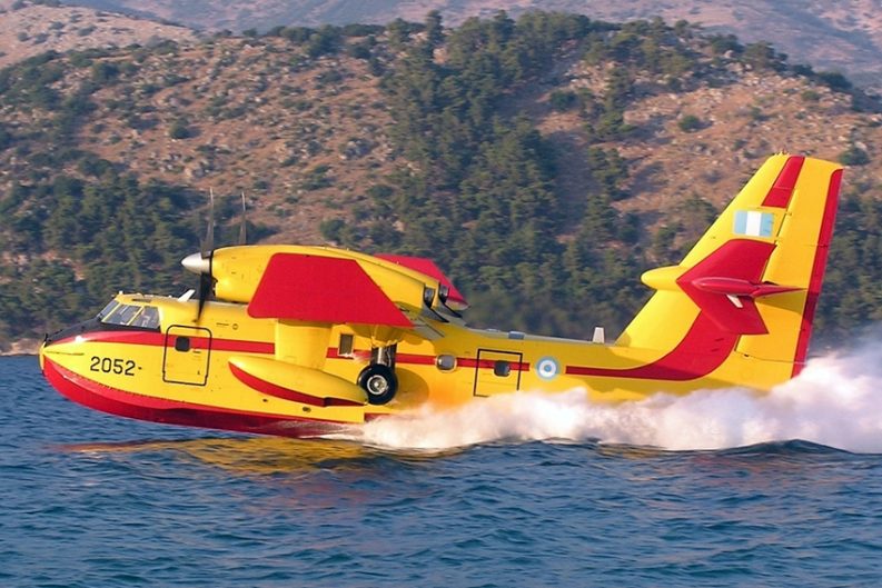 Mengenal Pesawat Amfibi CL-415 EAF dan CL-515 untuk TNI AU