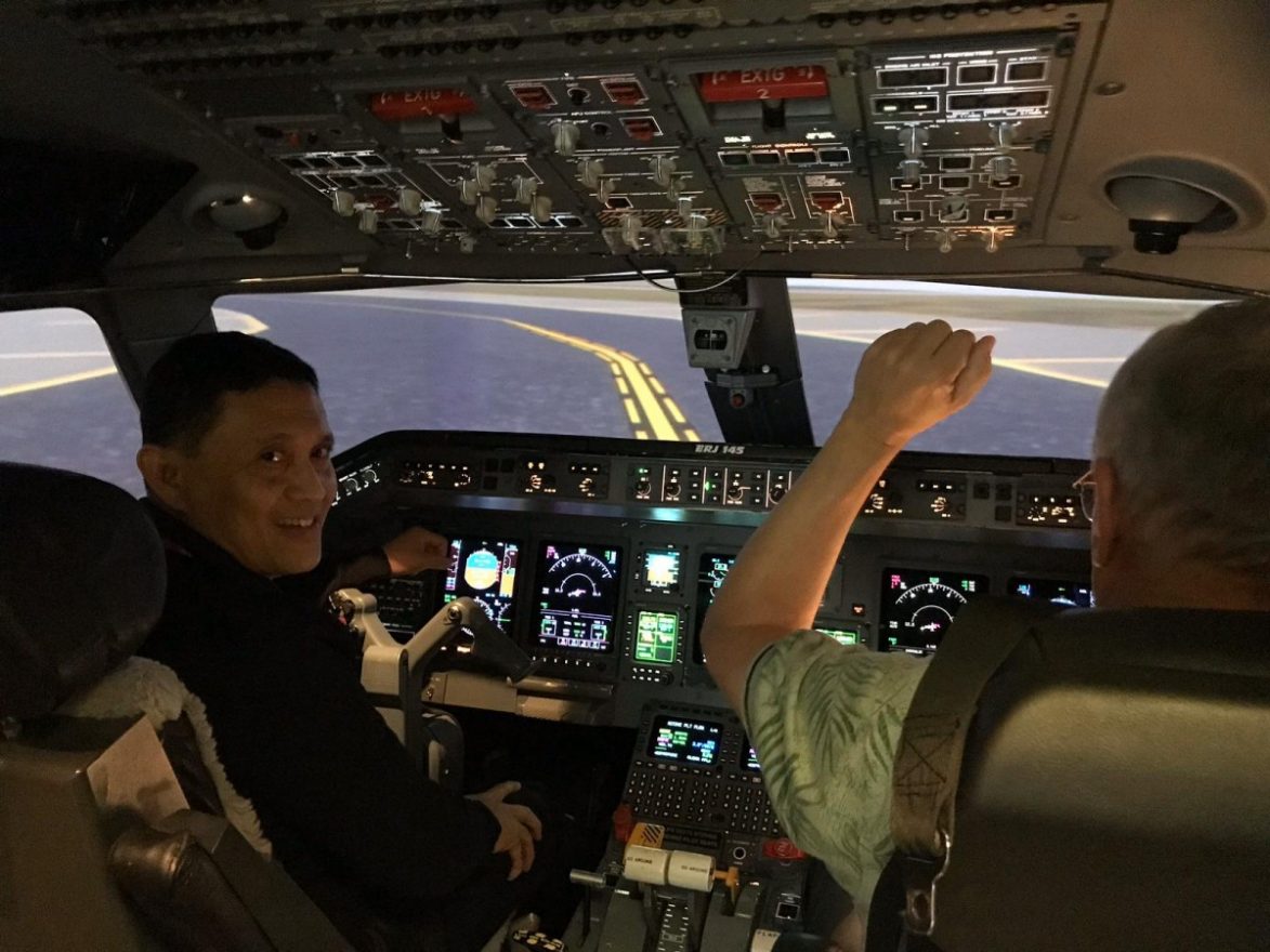 Capt. Hifny Assegaf, Orang Indonesia Pertama di Amerika Peraih ...