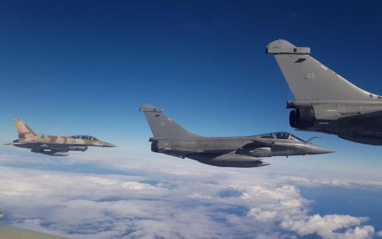 HAL pilih berkolaborasi dengan industri asing untuk proyek MRFA