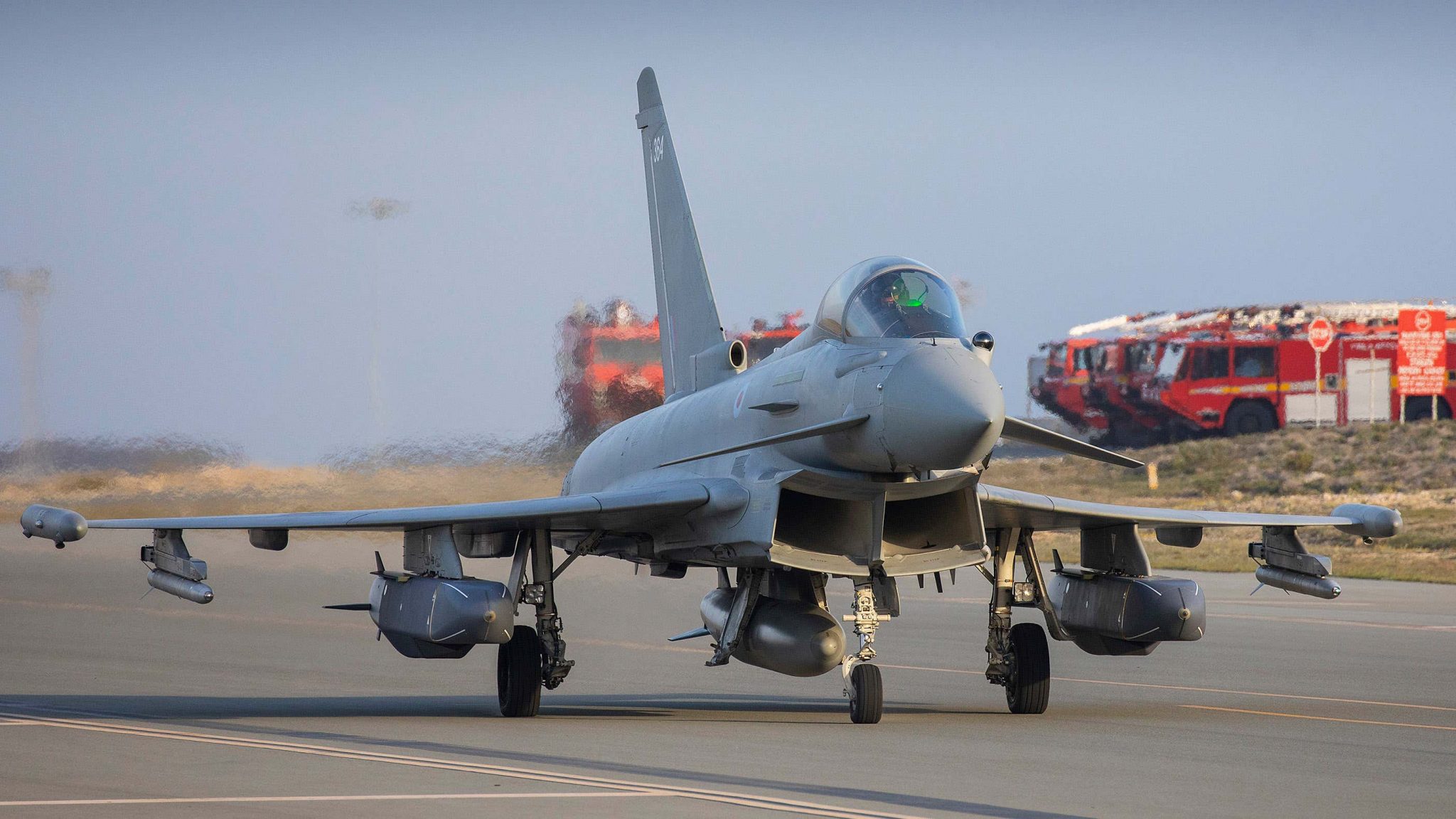 Pertama kali, RAF Typhoon gunakan rudal Storm Shadow dalam perang