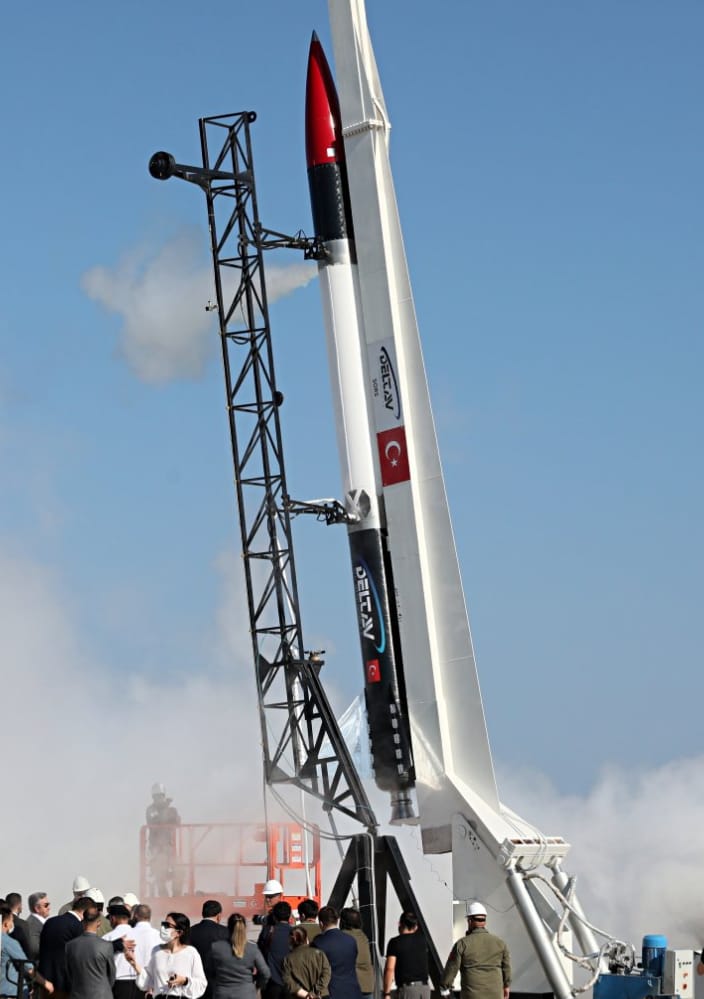 Selangkah menuju Bulan, Turki berhasil uji roket probe hibrida