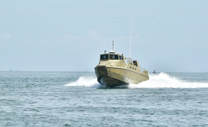 TNI AL uji coba kapal cepat Combat Boat D-18