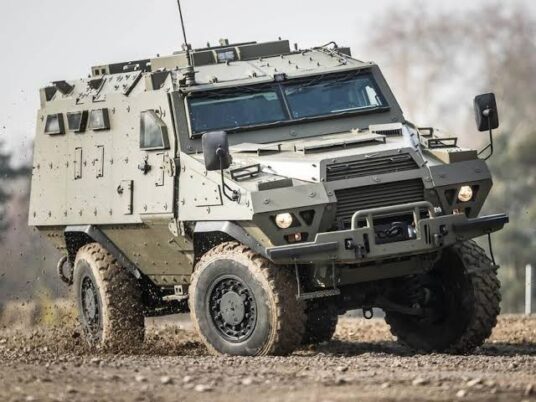 Perancis pasok 20 unit Bastion APC ke militer Ukraina