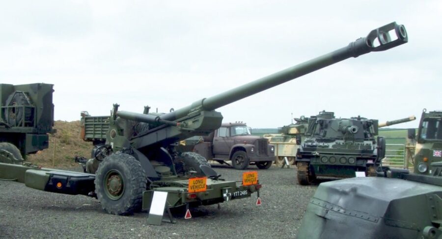 Estonia, negara NATO pertama yang memberikan semua howitzer derek 155 ...