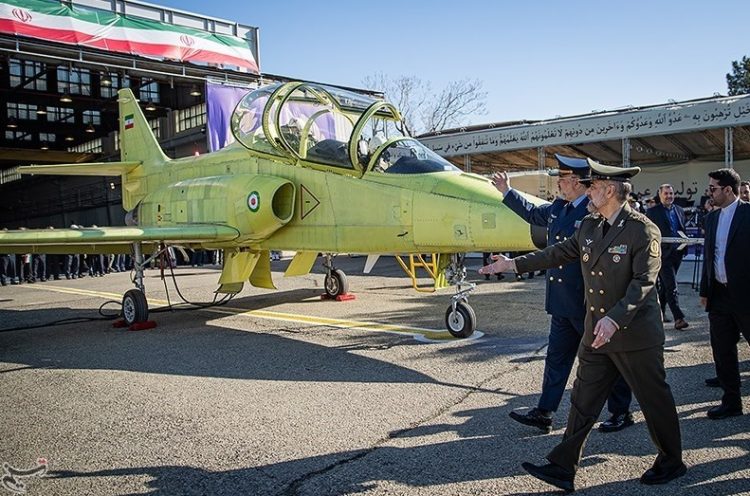 Wow, Iran mulai produksi massal jet latih Yasin