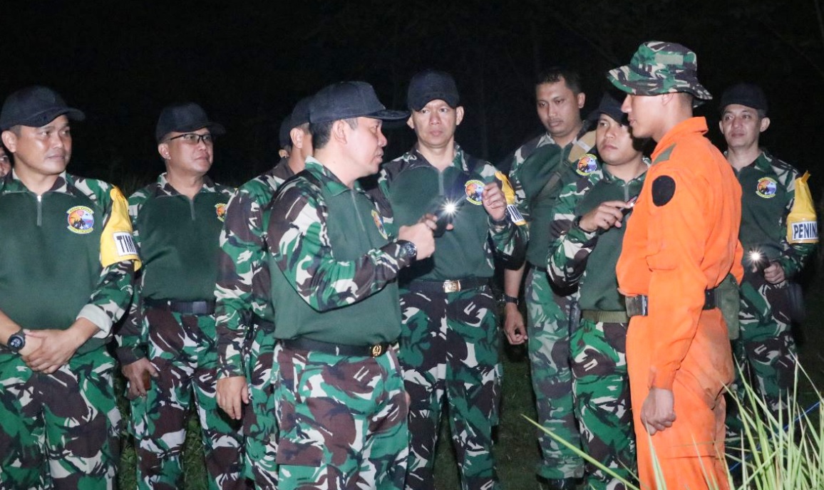 Latihan Survival Tempur Koopsud I di Waduk Jatiluhur