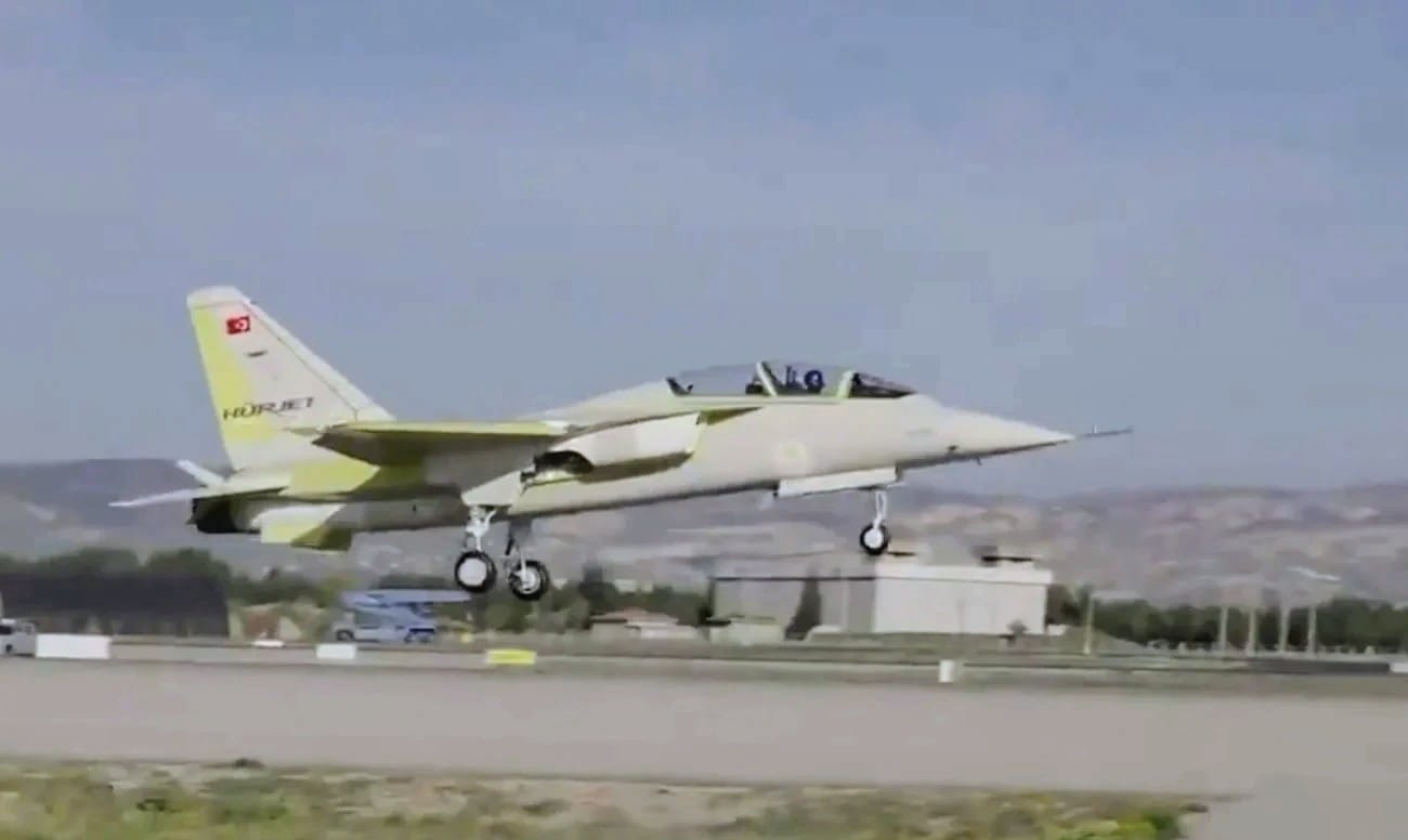 Selamat, Jet Latih HurJet Türkiye sukses lakukan penerbangan pertamanya