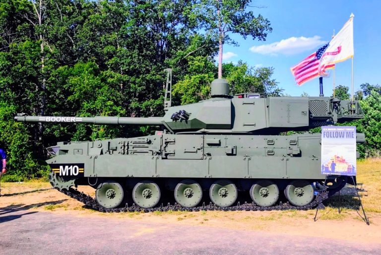 Angkatan Darat AS akan terima tank ringan M10 Booker pertama pada ...
