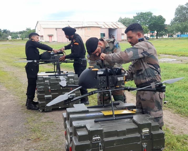 Sekilas drone Nimbus dan Beluga Angkatan Darat India Sekilas drone Nimbus dan Beluga Angkatan Darat India