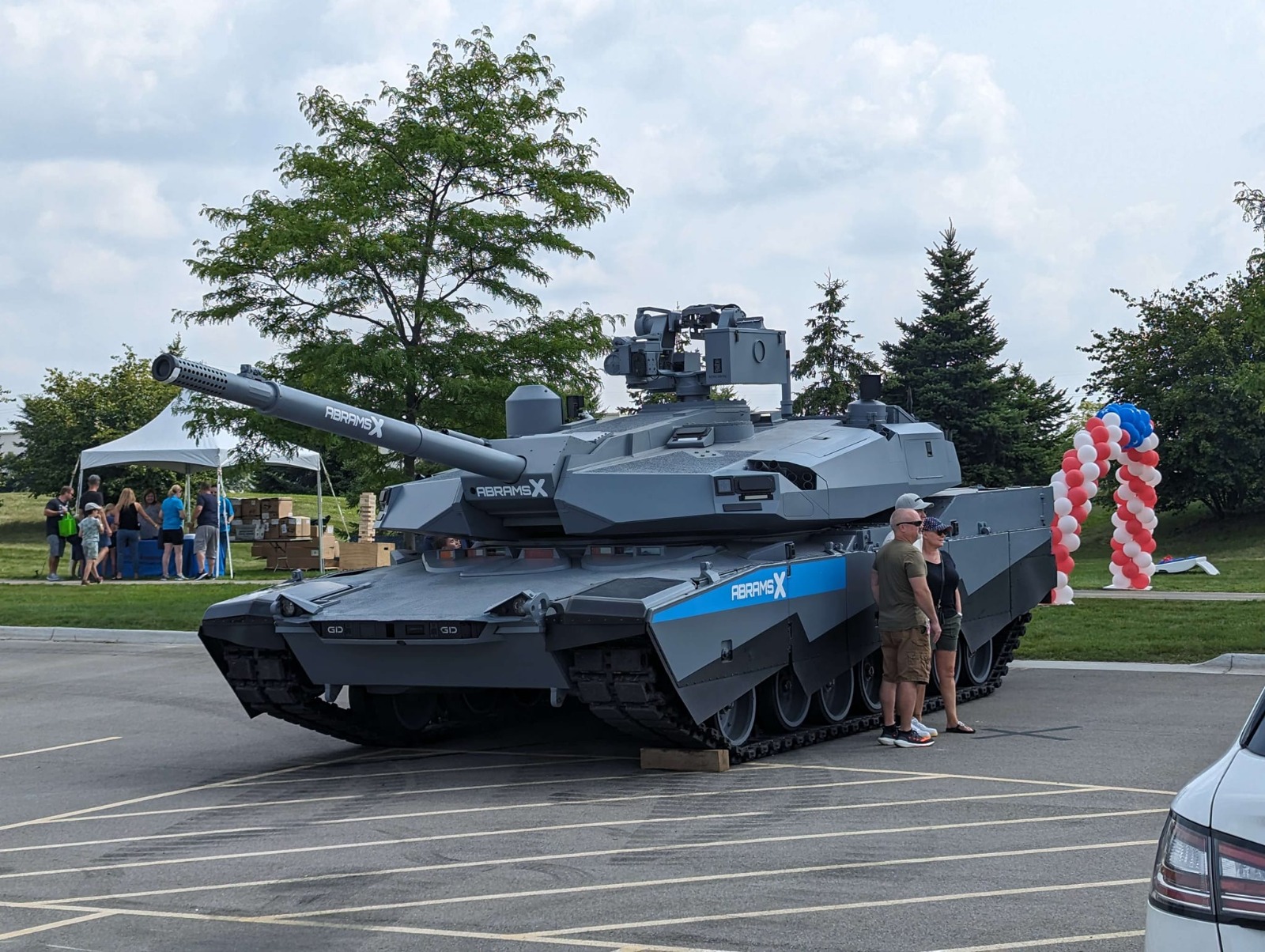 GDLS perlihatkan kepada publik MBT terbaru AbramsX berbobot 60 ton