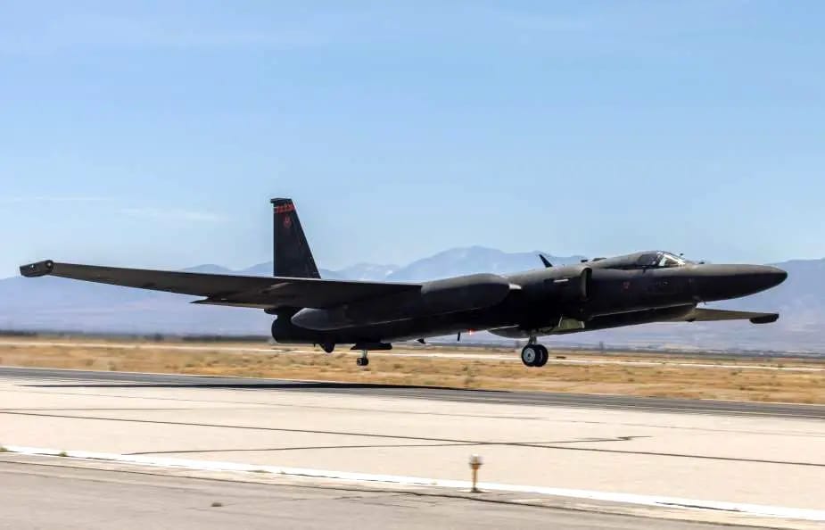 Pesawat intai U-2 Dragon Lady hasil upgrade avionik terbang perdana