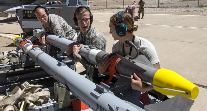 Untuk pertama kalinya, AS pasok rudal udara ke udara AIM-9M ke Ukraina