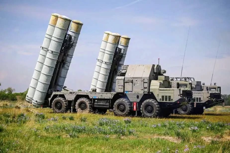 Rusia pasok sistem rudal pertahanan udara S-300 ke negara anggota CSTO ...