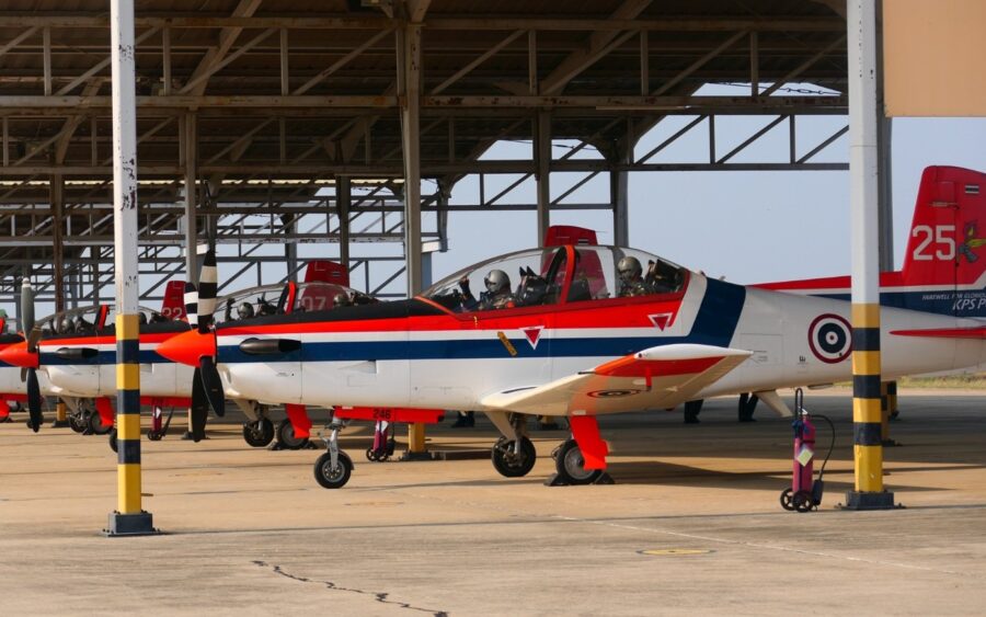 Thailand pensiunkan 22 pesawat latih Pilatus PC-9, digantikan oleh armada T-6C Texan II (T-6TH)