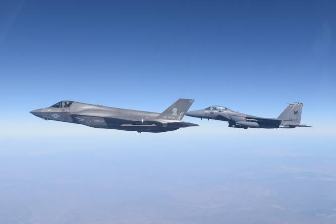 Tak cukup membeli 12 F-35B V/STOL, Singapura juga akan melengkapi RSAF dengan F-35A ...