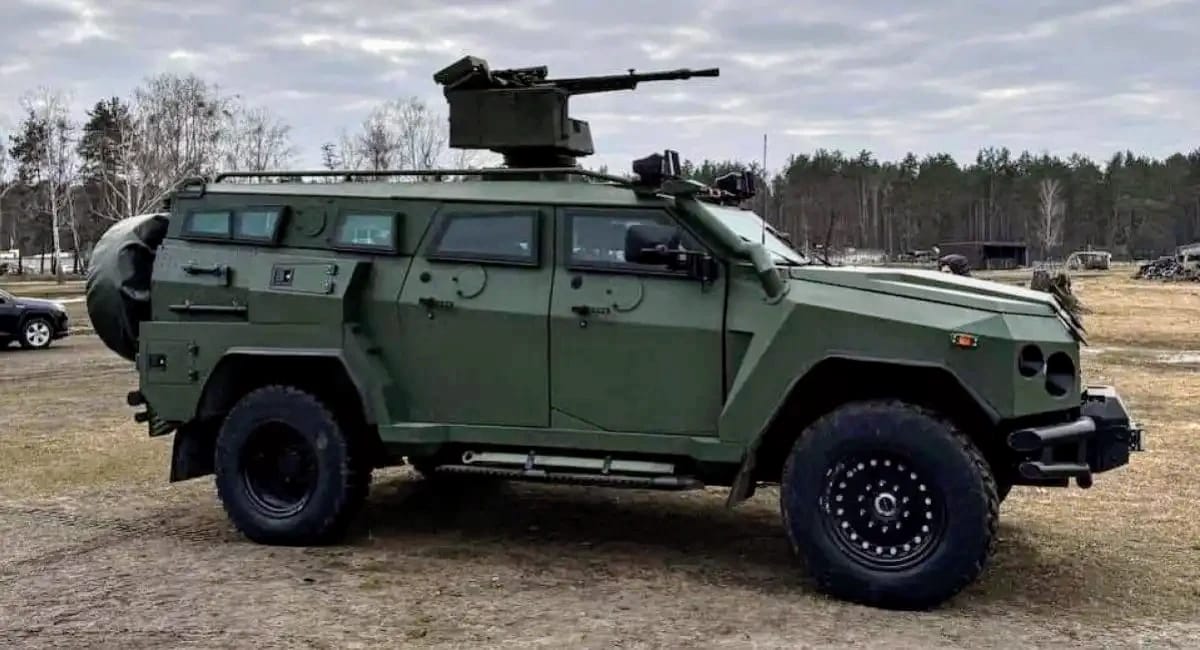 Novator APC buatan Ukraina berhasil lulus uji dengan stasiun senjata ...