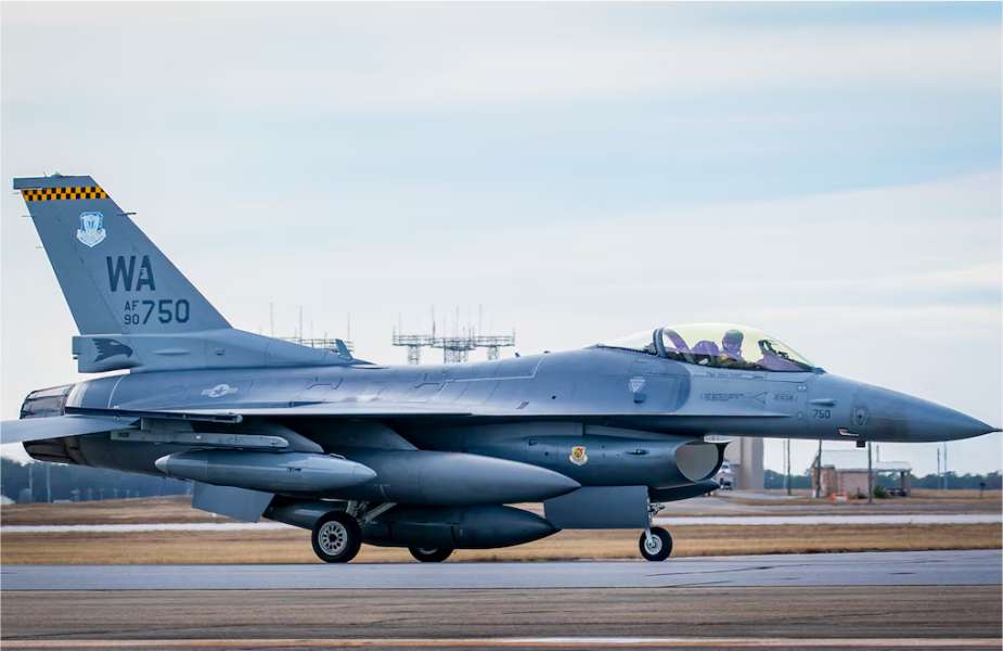 Angkatan Udara AS ubah jet tempur F-16 menjadi pesawat tanpa awak ...