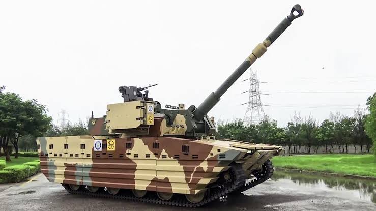 India luncurkan tank ringan Zorawar, untuk misi tempur di dataran ...