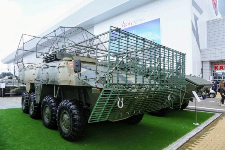 Rusia luncurkan BTR-22 8X8 APC generasi baru yang lebih tangguh untuk ...