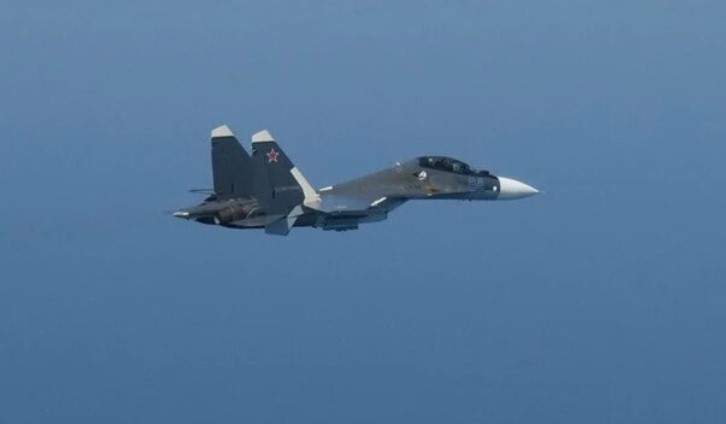 Pilot Su-30 Rusia matikan transponder dan mengabaikan panggilan radio ...