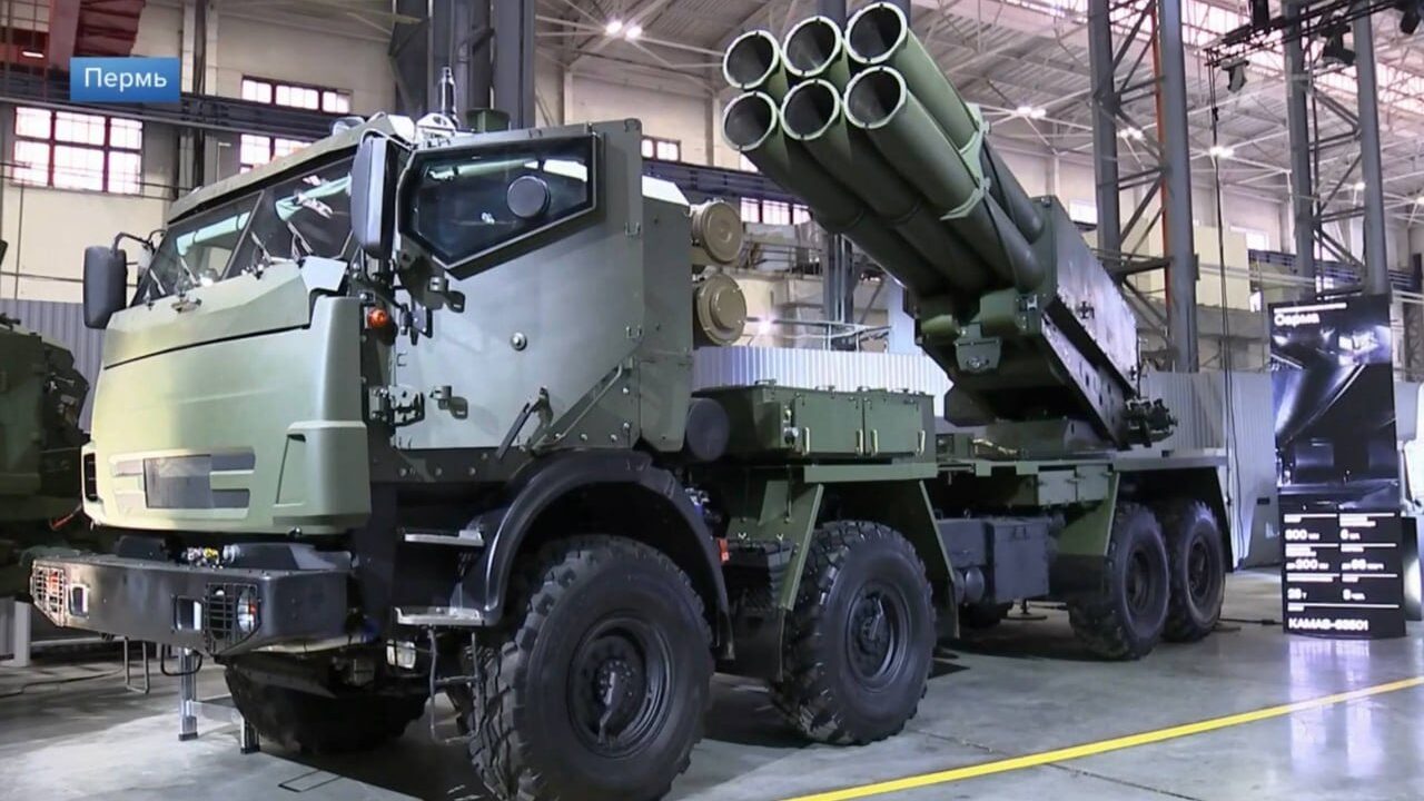 Rusia luncurkan Sarma MLRS 300 mm, penerus Smerch era Uni Soviet