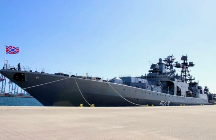 Rusia pamerkan fregat Marshal Shaposhnikov yang telah dimodernisasi ...